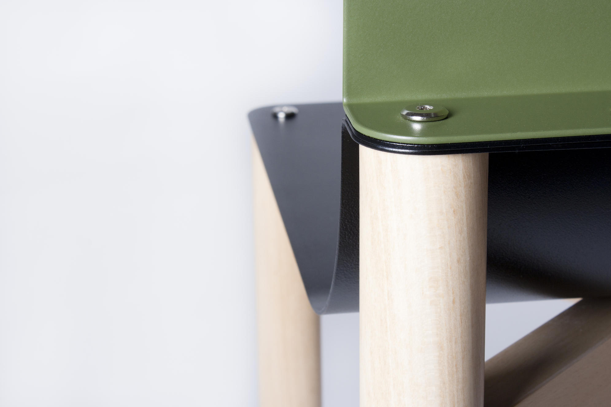 an awarded Simply chair - thesignspeaking