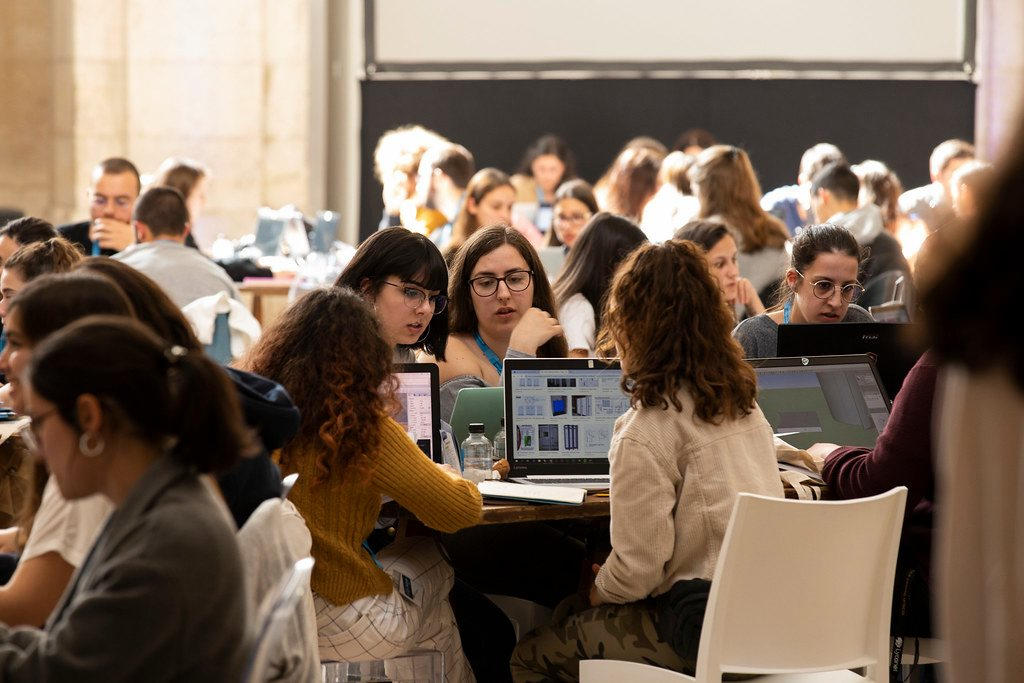 AHMAD ALKATTAN WINS THE WORLD FINAL OF THE ROCA MASTER DESIGN CHALLENGE ...